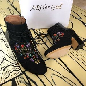 a rider girl | Shoes | Last 6embroidered Floral Print Lace Up Booties ...